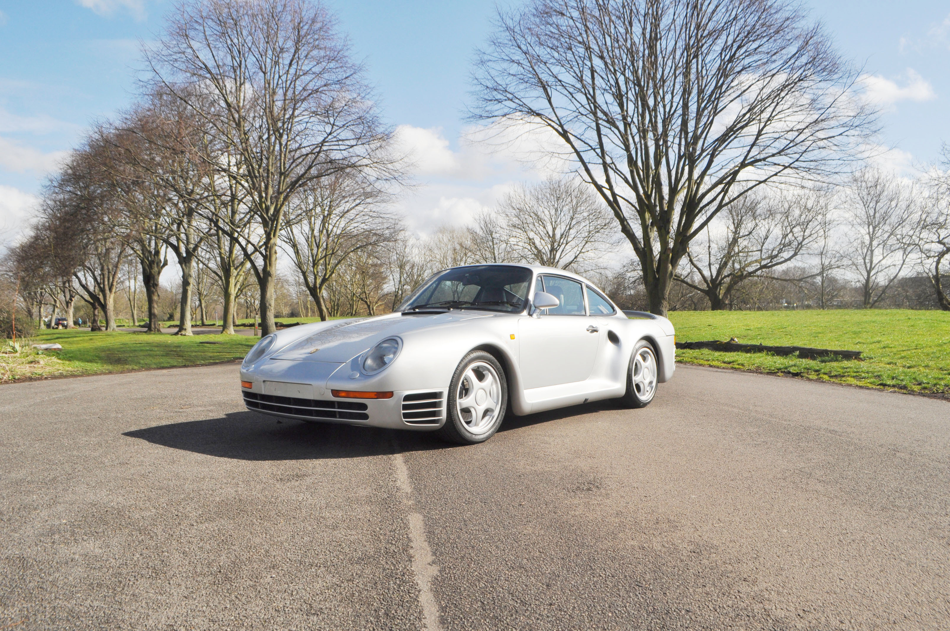 Cars and Spare Parts Worth Millions at Blenheim Palace Auction - THE ...