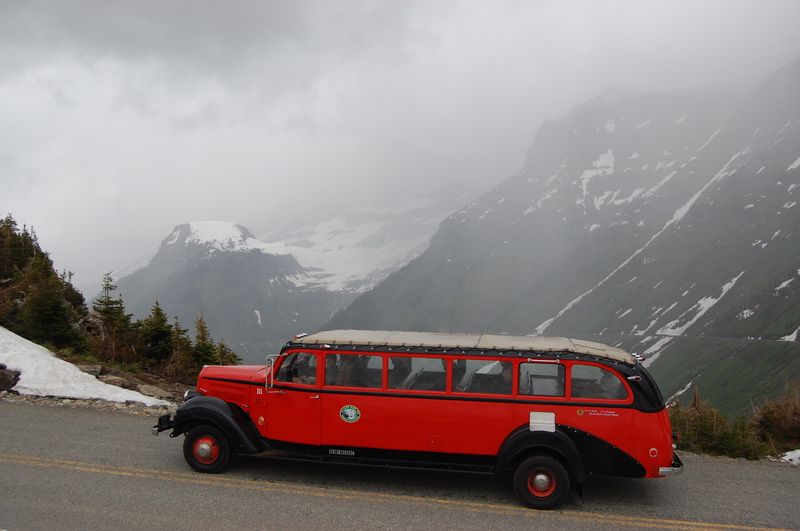 Glacier National Park’s Classic Bus Fleet to Get Shop Treatment - THE ...