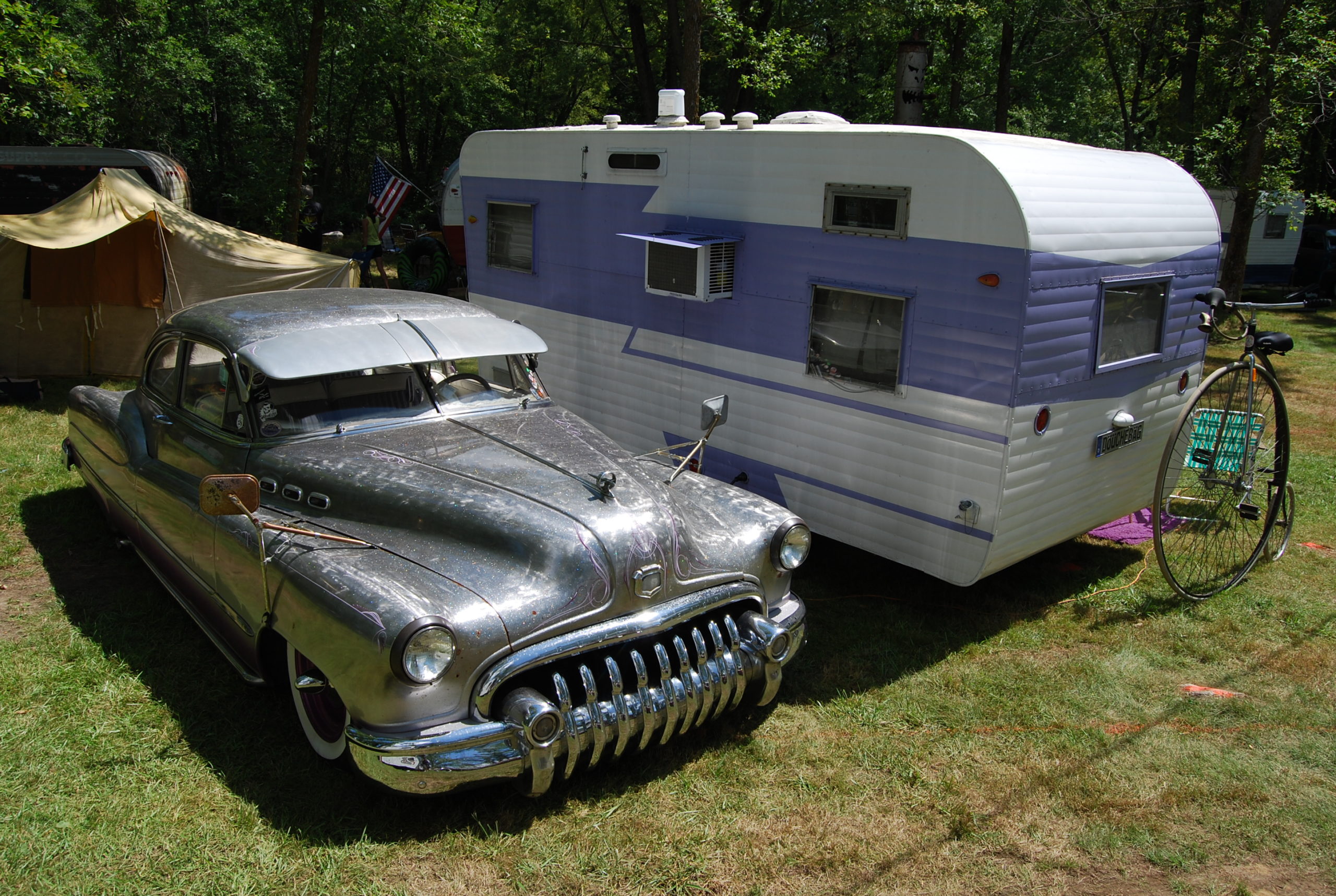 PHOTO GALLERY: Symco Rod & Kustom Weekender - THE SHOP Magazine