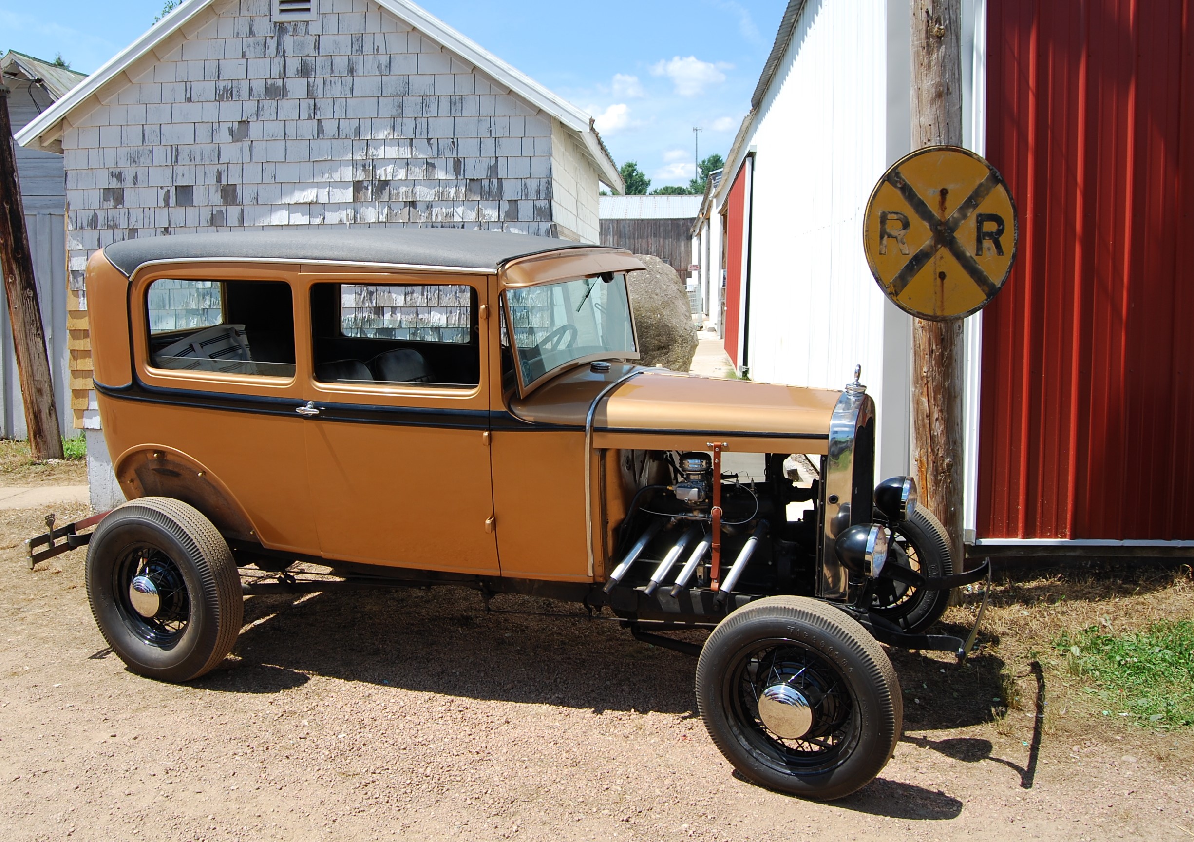 PHOTO GALLERY: Trends Spotted at the 2020 Symco Rod & Kustom Show - THE ...