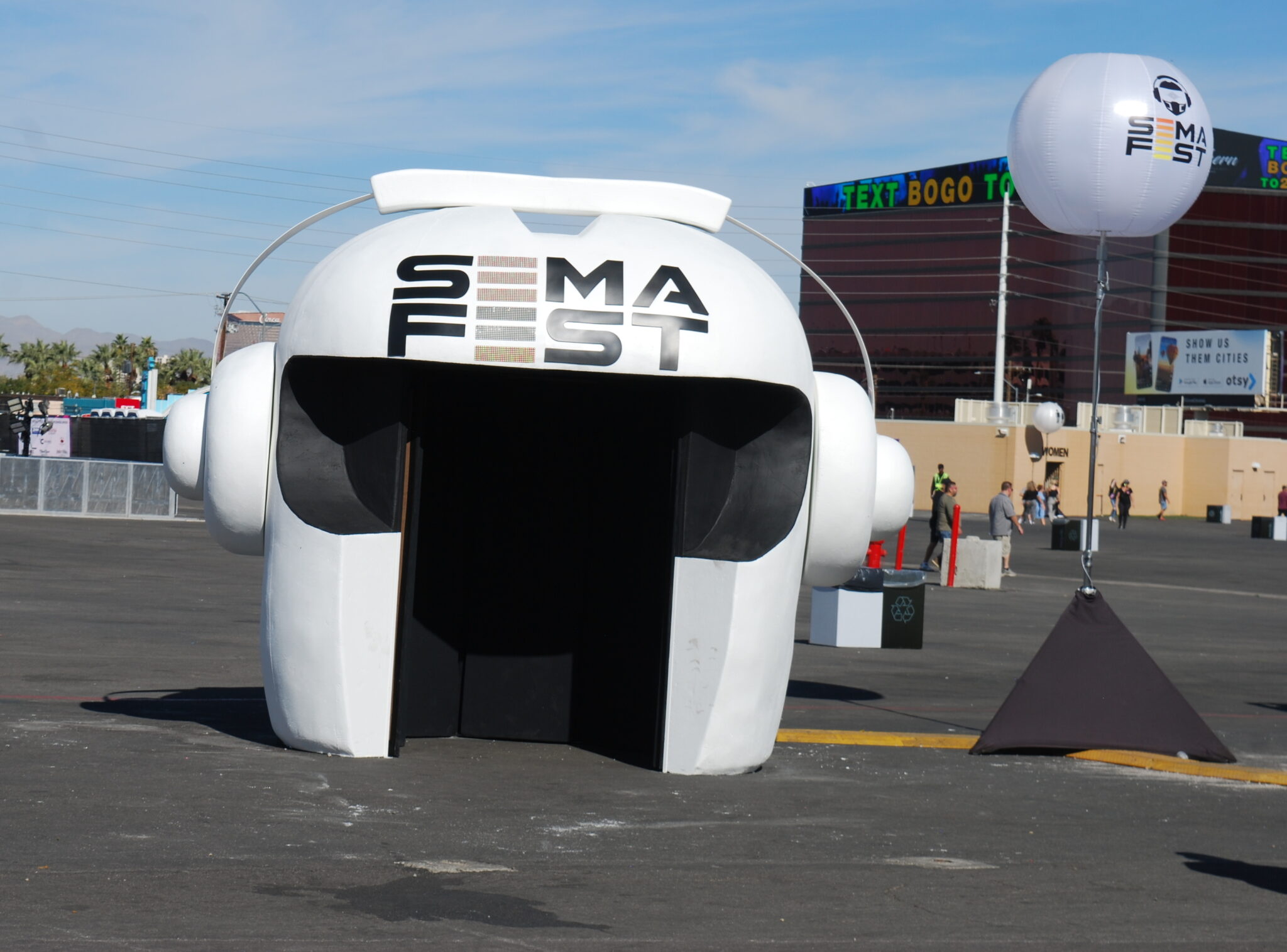 A Daytime Walk Through SEMA Fest | THE SHOP