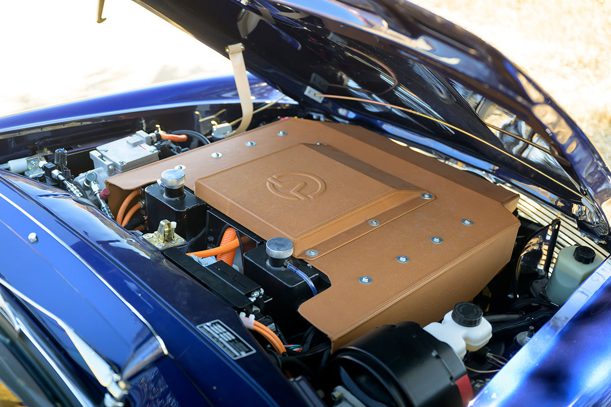 Everrati Presents Electrified Mercedes-Benz W113 280SL Pagoda | THE SHOP